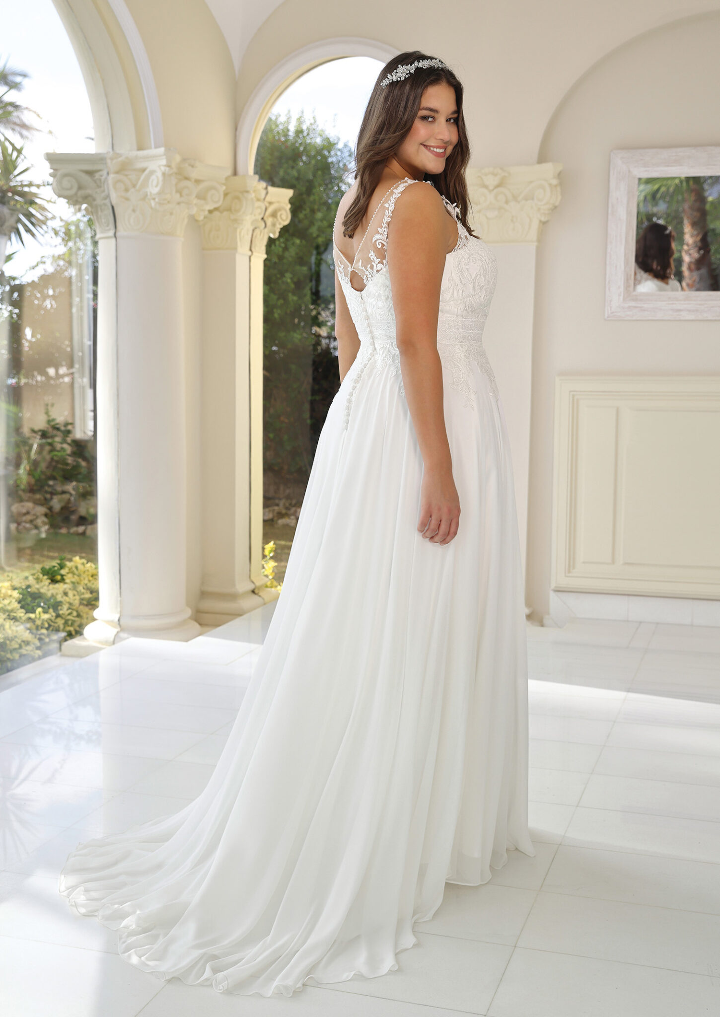 Ladybird Layla LB124CN1 | Koonings