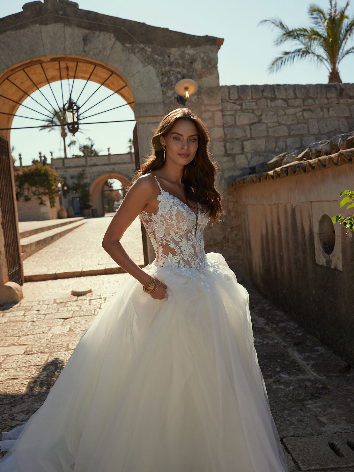 Modeca Edith | Koonings