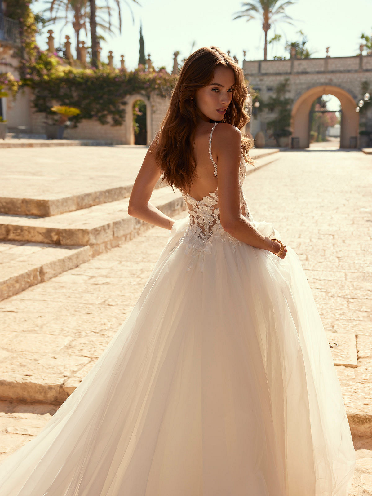 Modeca Edith | Koonings