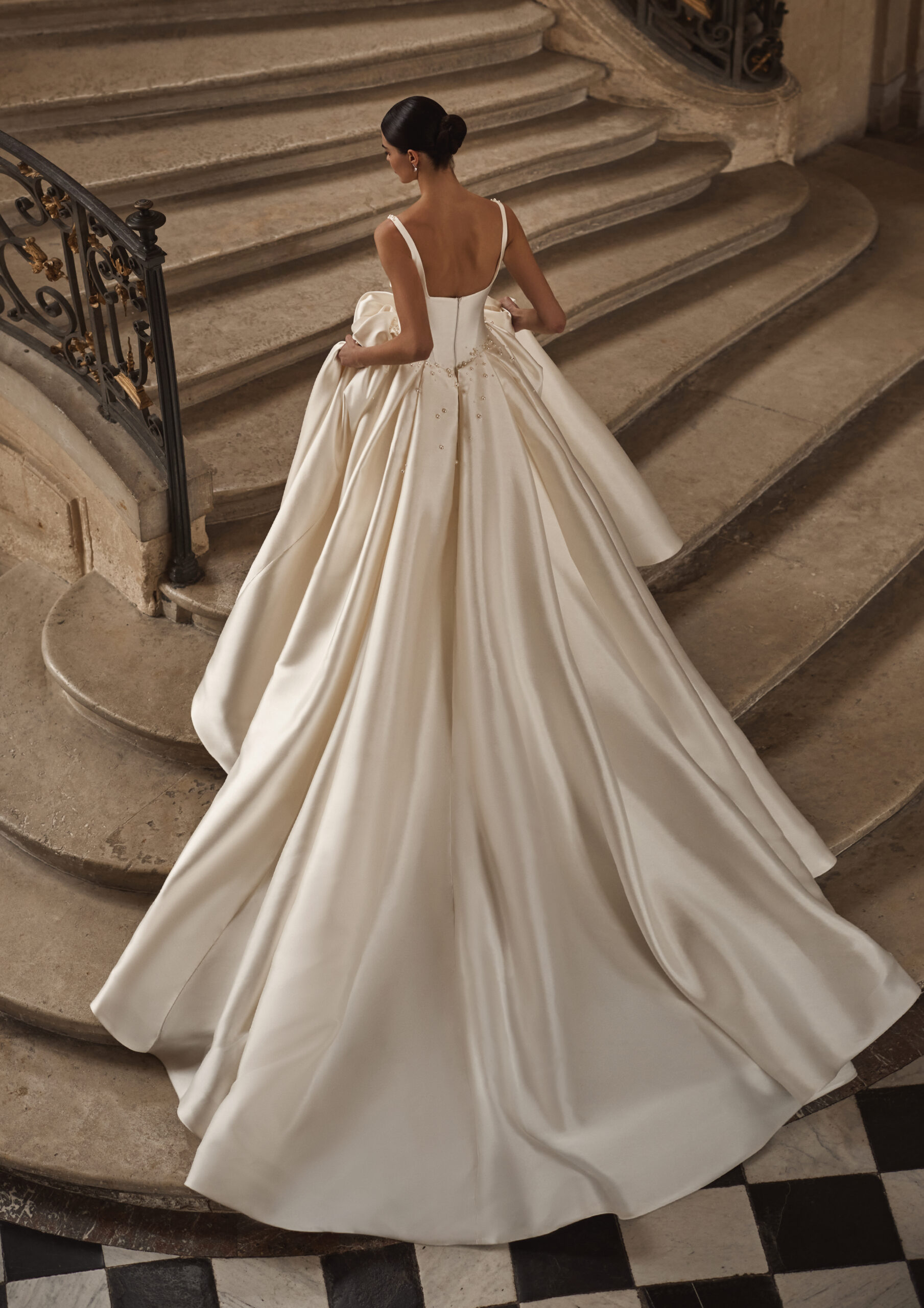 Milla Nova Alaia | Koonings