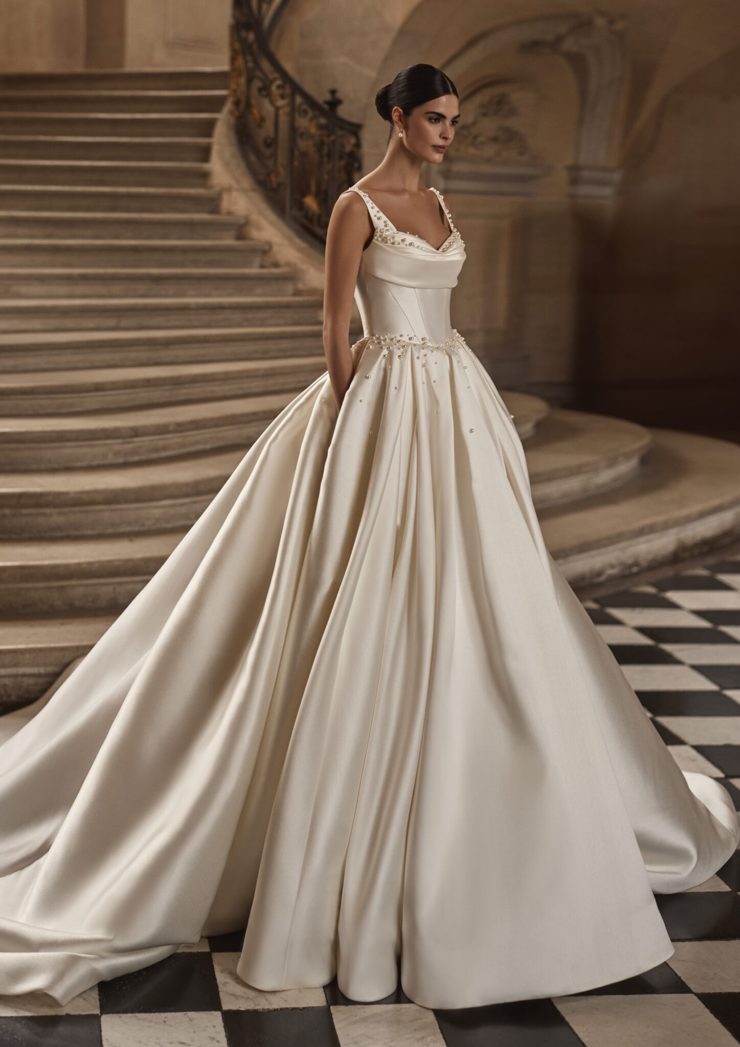 Milla Nova Alaia | Koonings