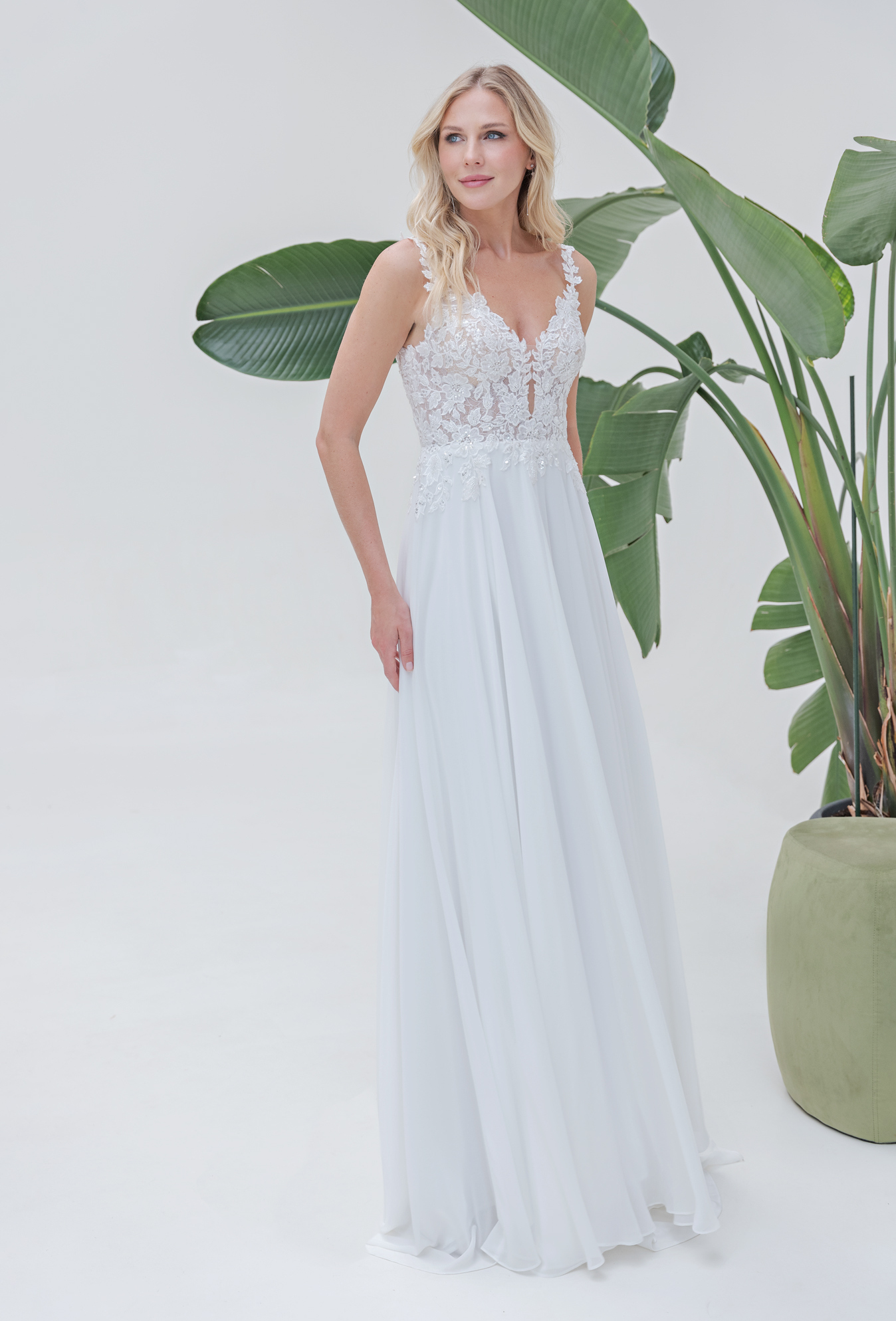 Fashion Queen Amera Vera Light AL129 | Koonings