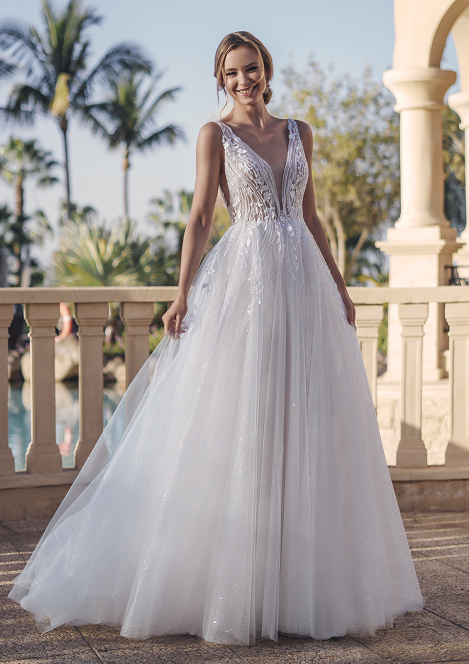 Enzoani Blue collection Sage-L | Koonings