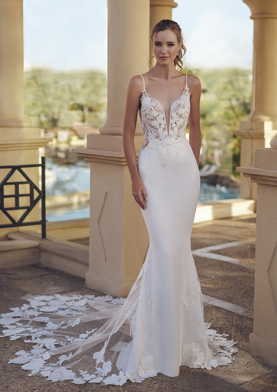 Enzoani Blue collection Samantha-L | Koonings