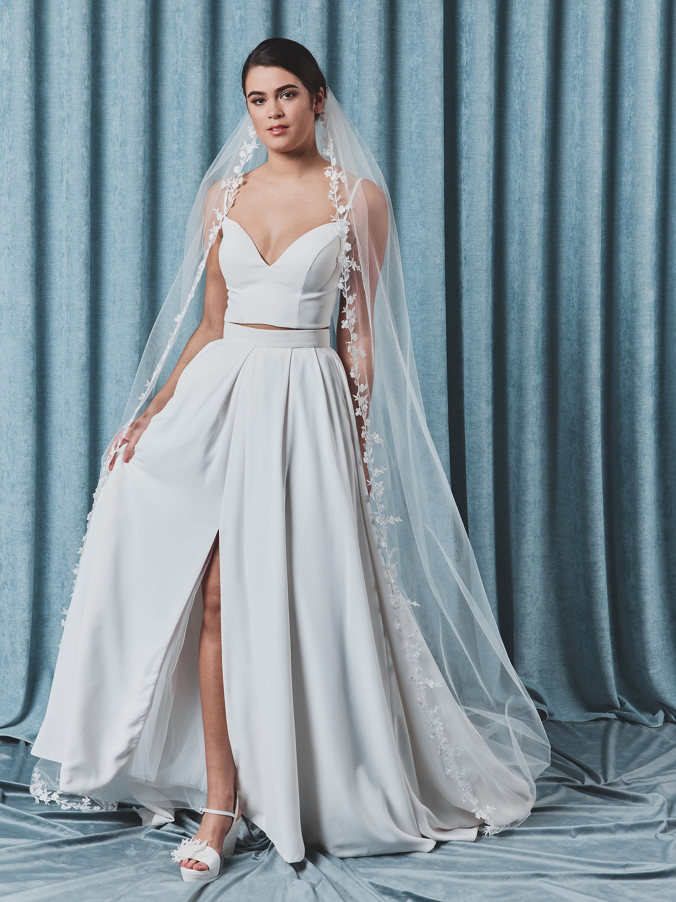 Poirier S75508-280/1/MD Veil | 280cm | Single | Med | Koonings