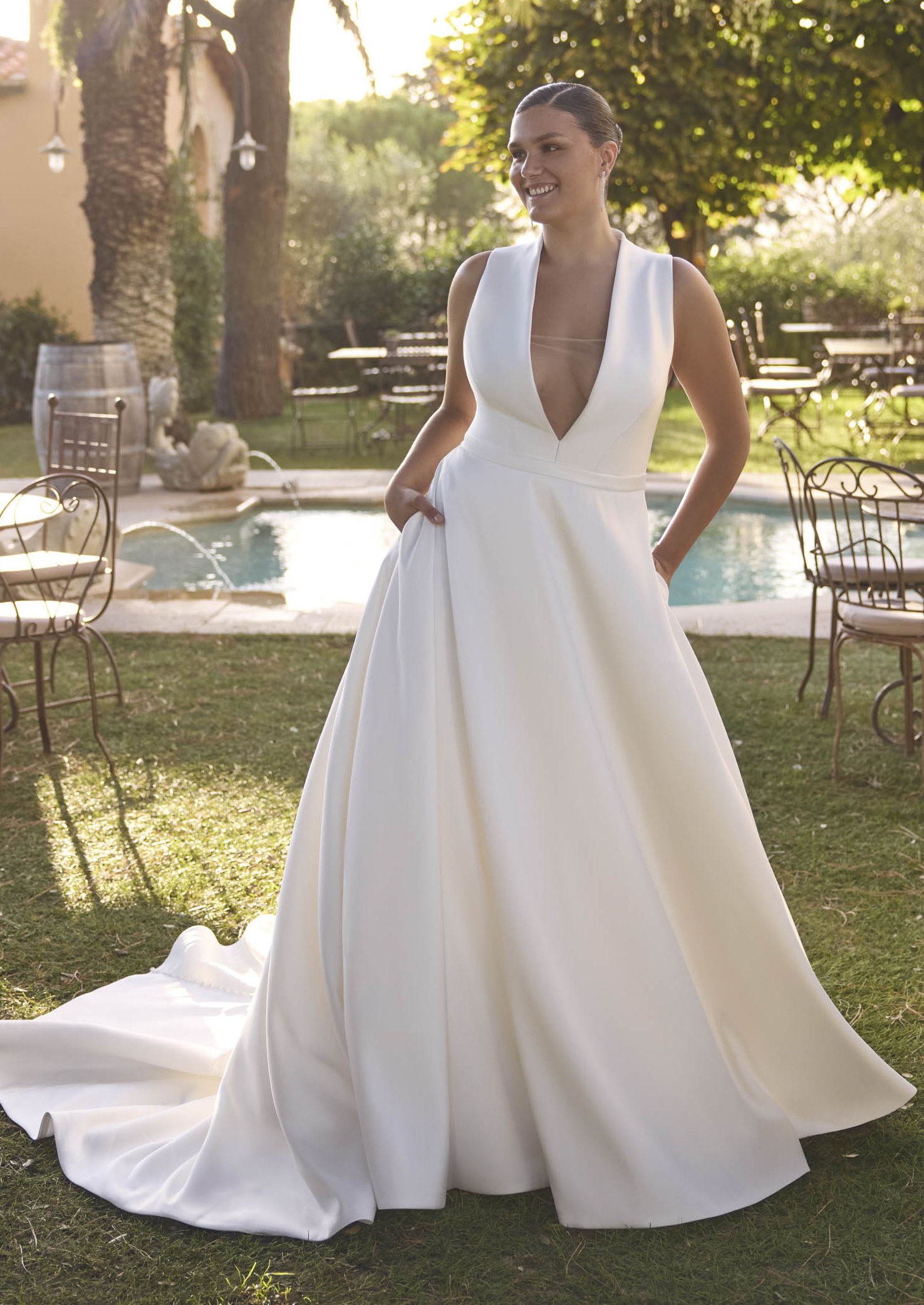 Modeca Curves Janneke-D | Koonings